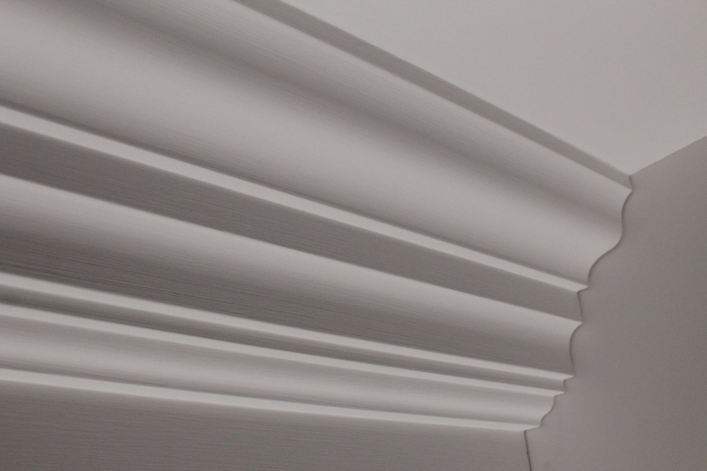 Medium Cornice – Classic Plaster Moulds