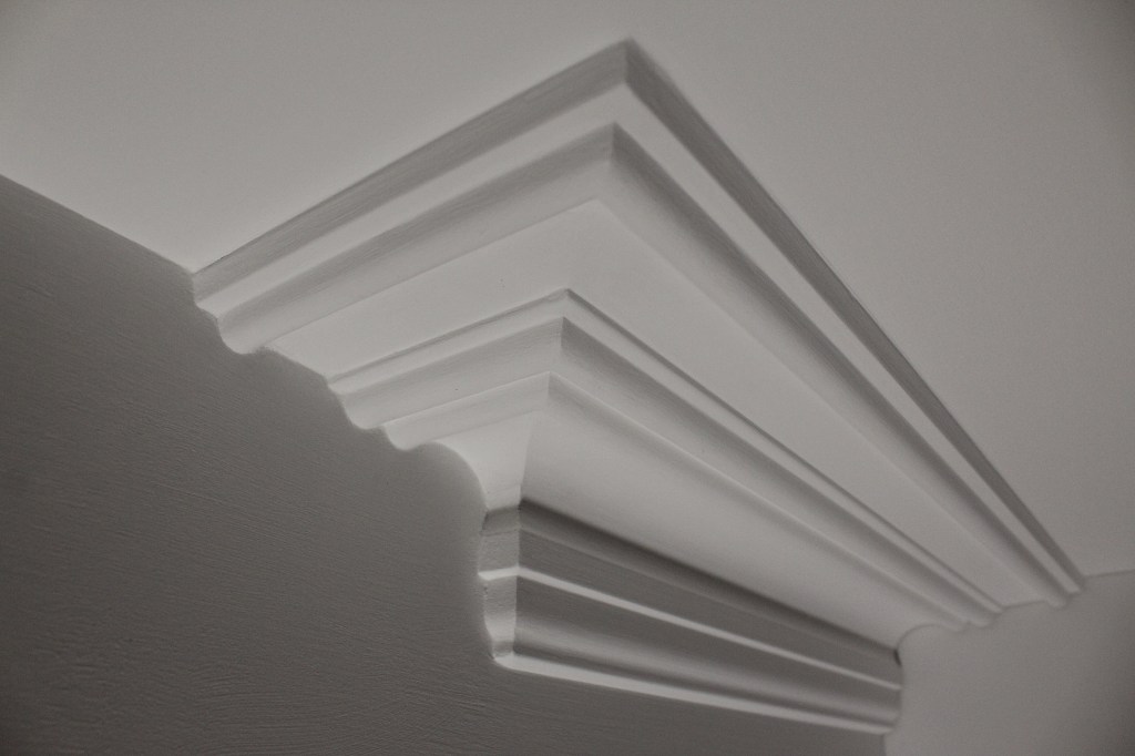 Medium Cornice – Classic Plaster Moulds